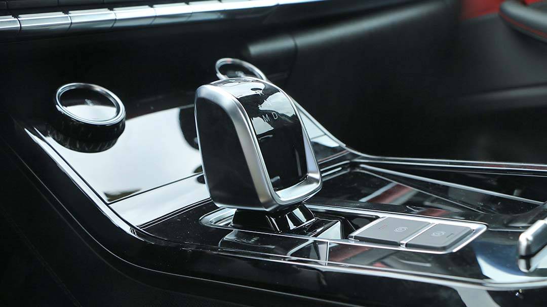 又是一台狠角色，1.5T+9CVT，顶配不到11万！_搜狐汽车_搜狐网