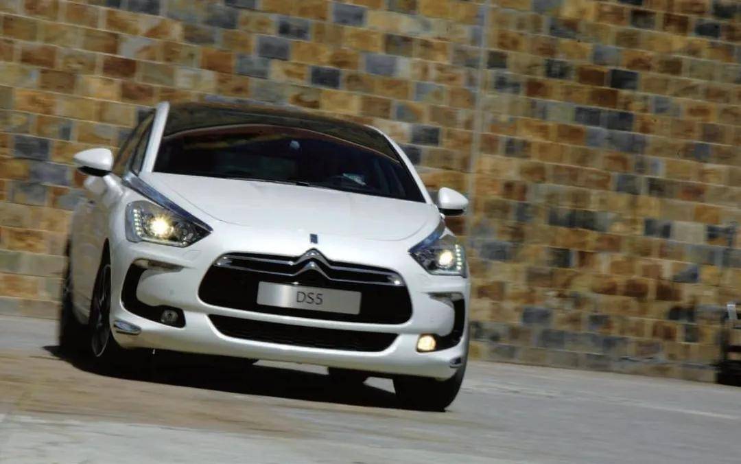 4S店大门紧闭，全国7.5万车主遭抛弃！DS还有闲心推新车？_搜狐汽车_搜狐网