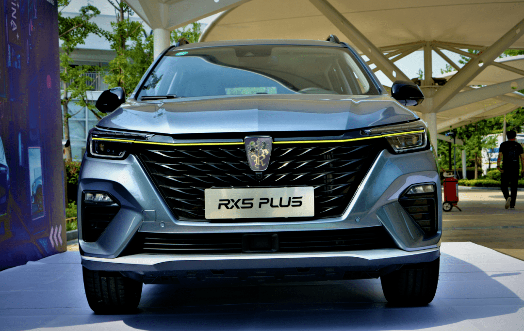 试驾荣威RX5 PLUS 都“PLUS”在哪了？_搜狐汽车_搜狐网