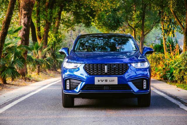 90后入手WEY VV5后"披荆斩棘"？主要靠这几点！_搜狐汽车_搜狐网