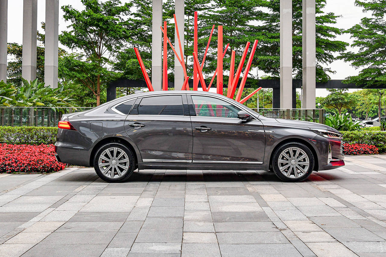 豪华大气 广汽传祺全新GA8上市 15.68万元起售_搜狐汽车_搜狐网