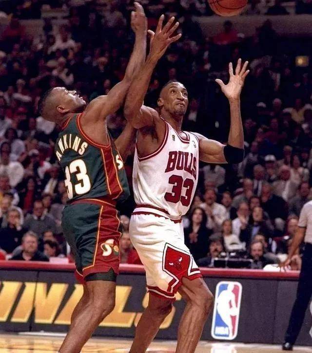 NBA著名悬案：1996年总决赛，乔丹抢了罗德曼的FMVP？-搜狐大视野-搜狐新闻