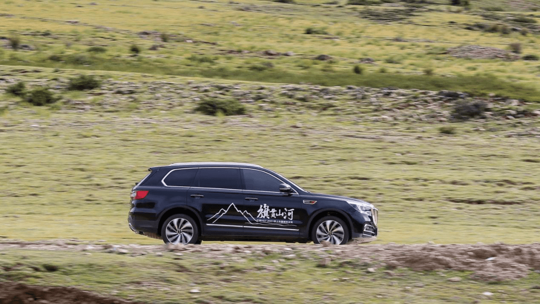 性价比提升！新款红旗HS7上市，27.58万起，新增2.0T_搜狐汽车_搜狐网