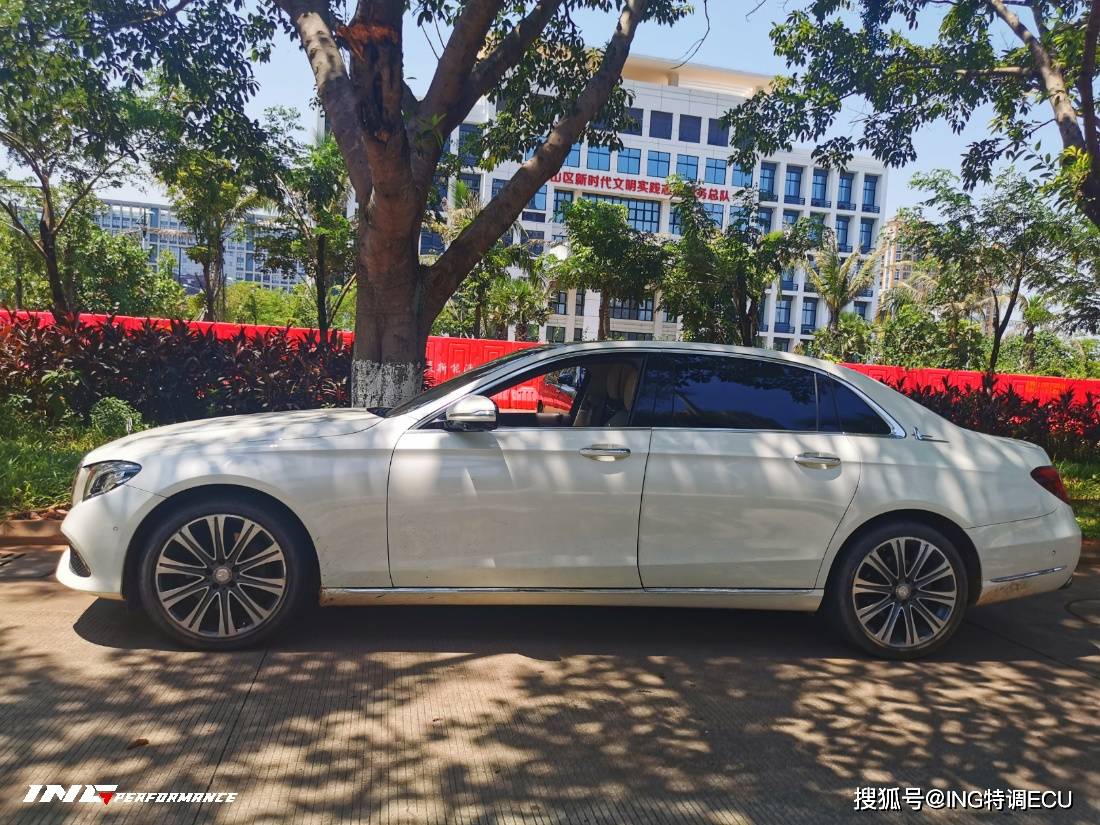 奔驰E300L刷ECU升级ING特调动力更充足，舒适又“暴躁”_搜狐汽车_搜狐网