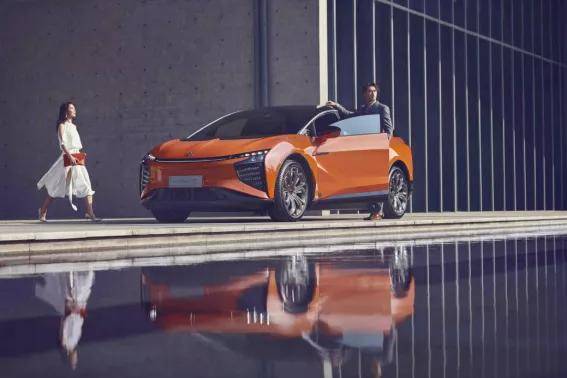 高合HiPhi X上市： battle特斯拉，这个“杀手”有点狠_汽车