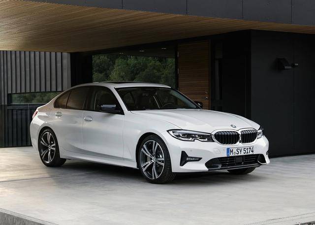 宝马新3系325Li和奔驰C260L，怎么选择？_搜狐汽车_搜狐网