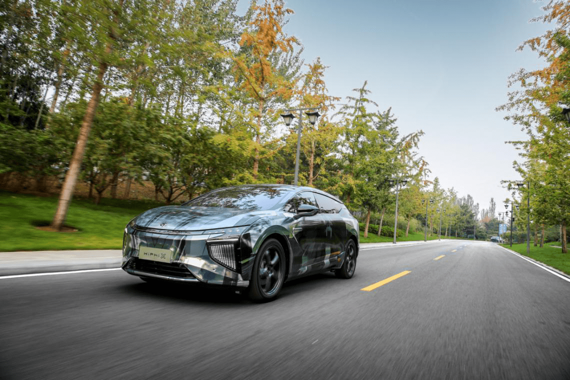 后来居上的颠覆者，80万的高合 HiPhi X，真的贵？_搜狐汽车_搜狐网