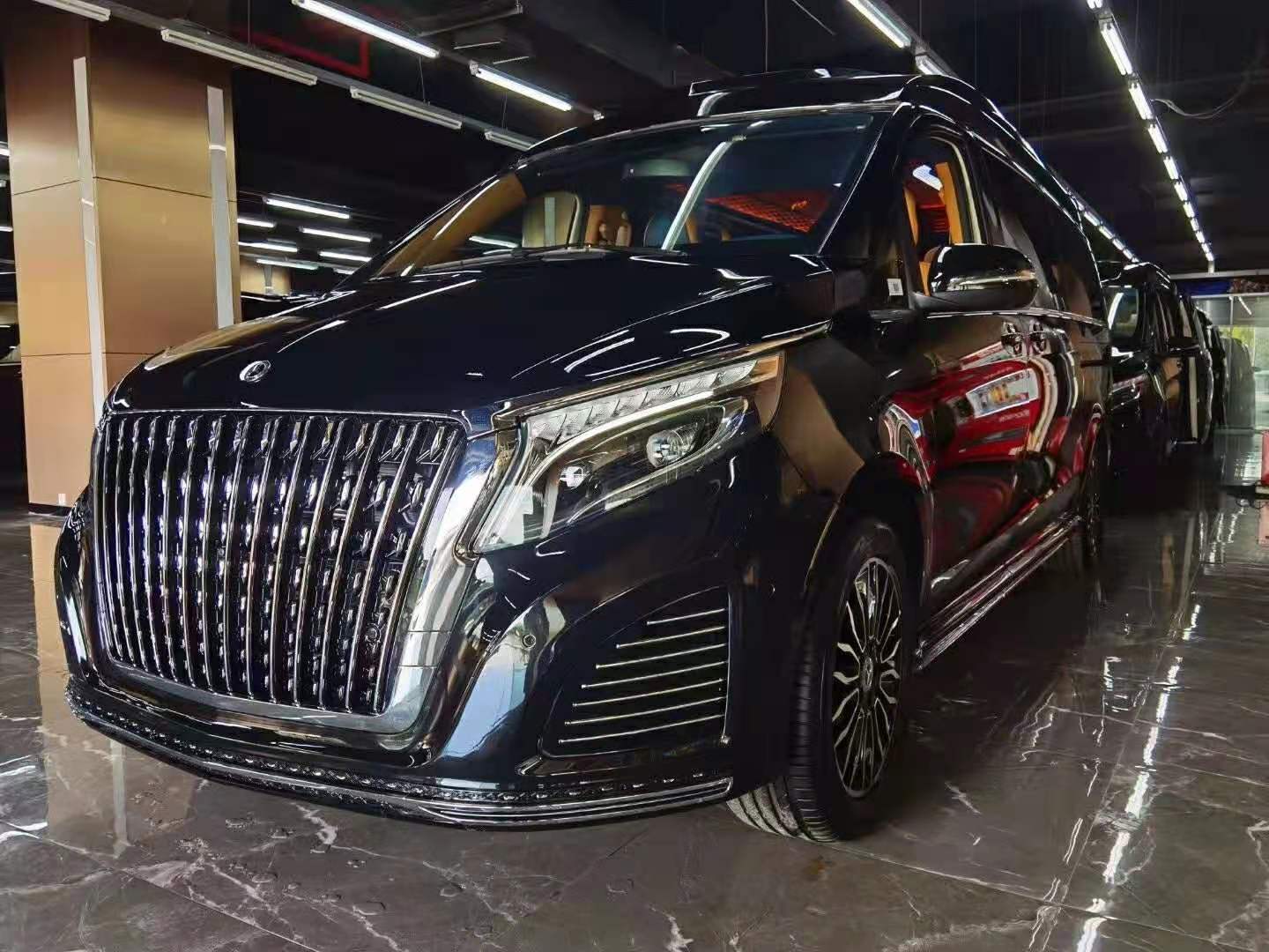 奔驰V260L独家首发银河系列 超有辨识度的外观_搜狐汽车_搜狐网