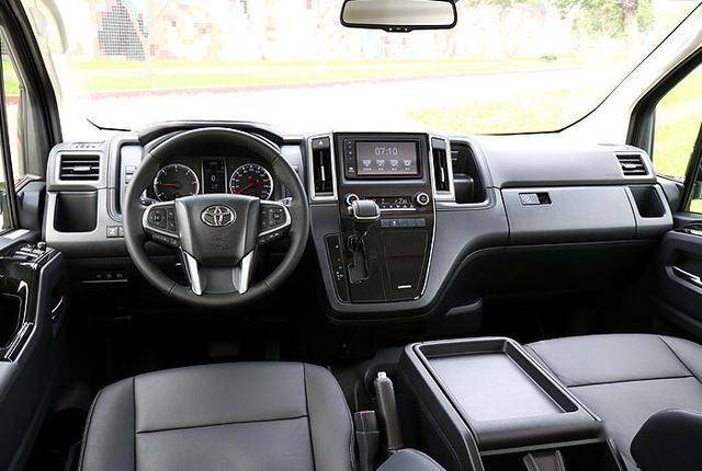 最有诚意的新款丰田MPV，2.8T动力+6AT，造型比埃尔法还大气_搜狐汽车_搜狐网