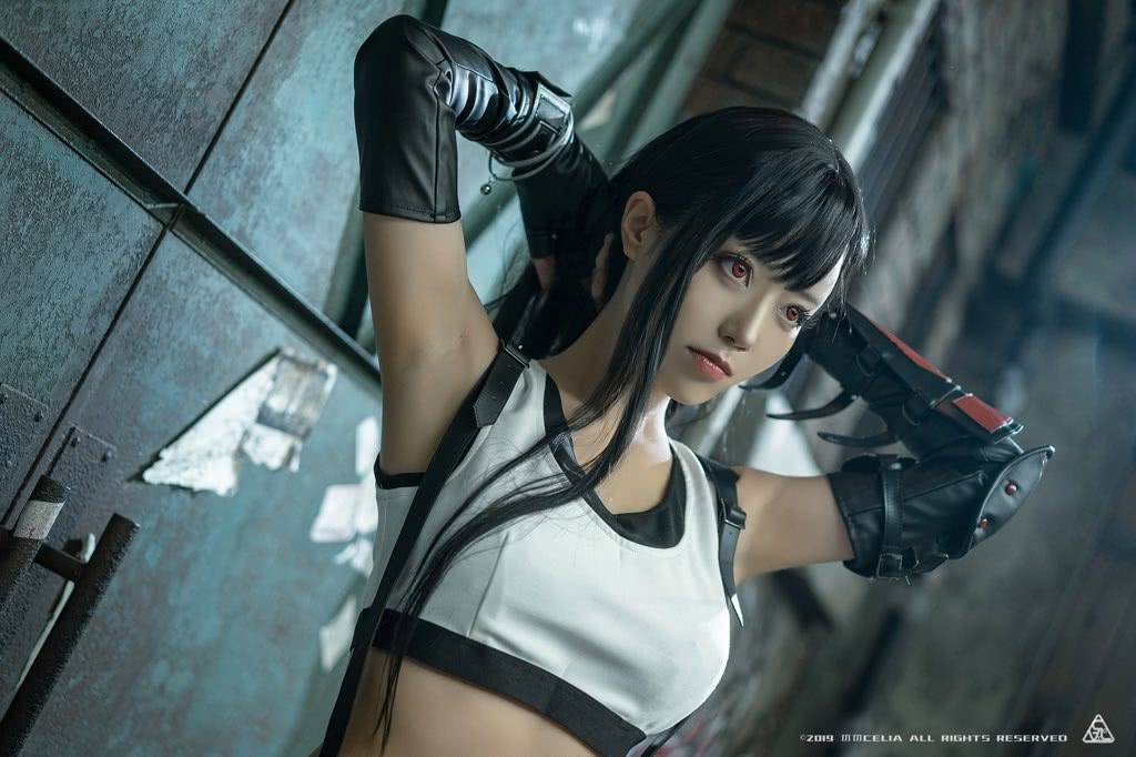 《最终幻想》蒂法coser：你想成为我的伙伴吗？