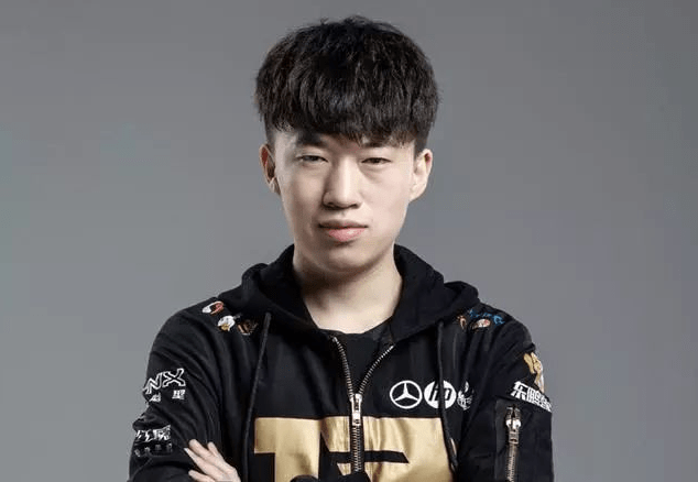 Uzi来自湖北，Knight和牙膏是来自江西，看看LPL知名选手分别来自哪里？_Gogoing