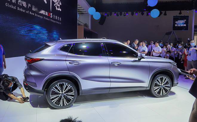 搭载全新蓝鲸NE 1.5T发动机 长安欧尚X5正式发布_搜狐汽车_搜狐网