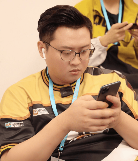 KPL没有770的QG下限变低，曾经的冠军已成强弩之末，水友：太死板_QGhappy