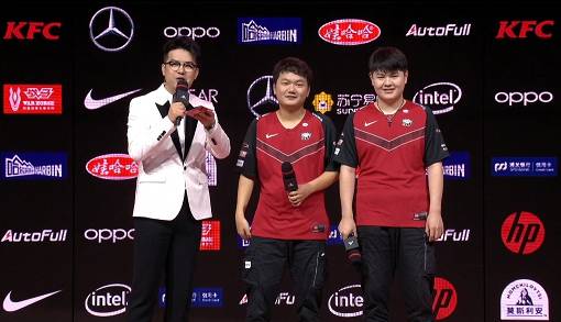 JDG干净利落斩获八连胜，Kanavi腕豪表现出色，FPX四连败情况不佳_男枪