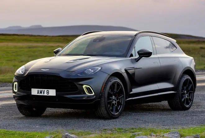 007特工最新座驾登场，这次是跨界SUV，阿斯顿马丁DBX！_搜狐汽车_搜狐网