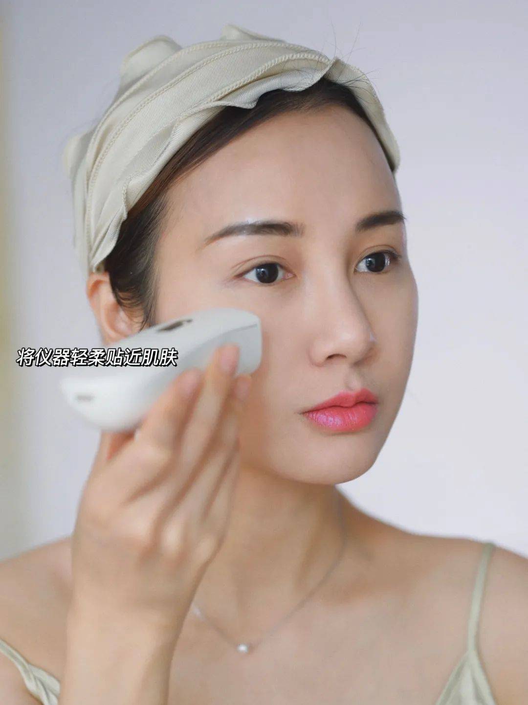 氛围感美人 | 斑点瑕疵女孩 How to be chic？-搜狐大视野-搜狐新闻