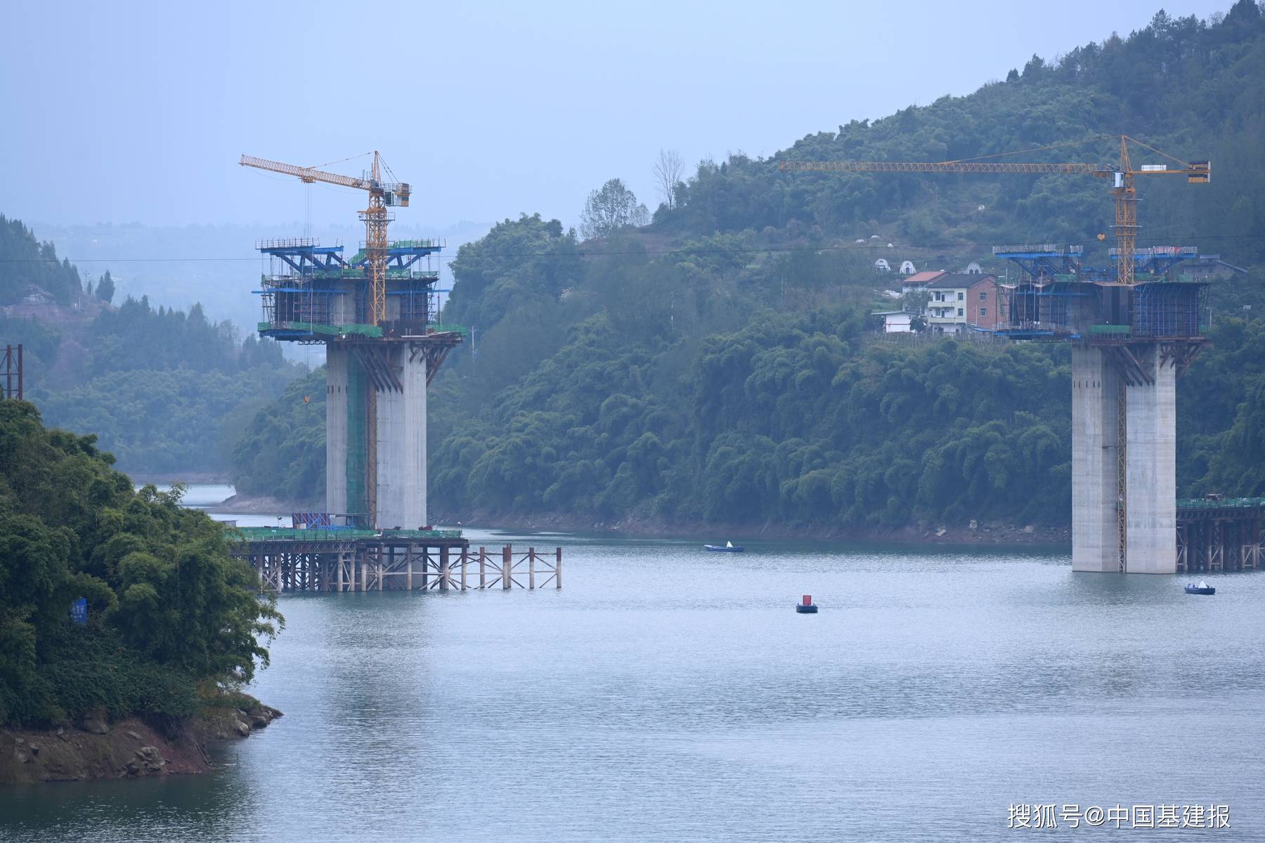 重庆市忠县东溪河大桥加紧施工-搜狐大视野-搜狐新闻
