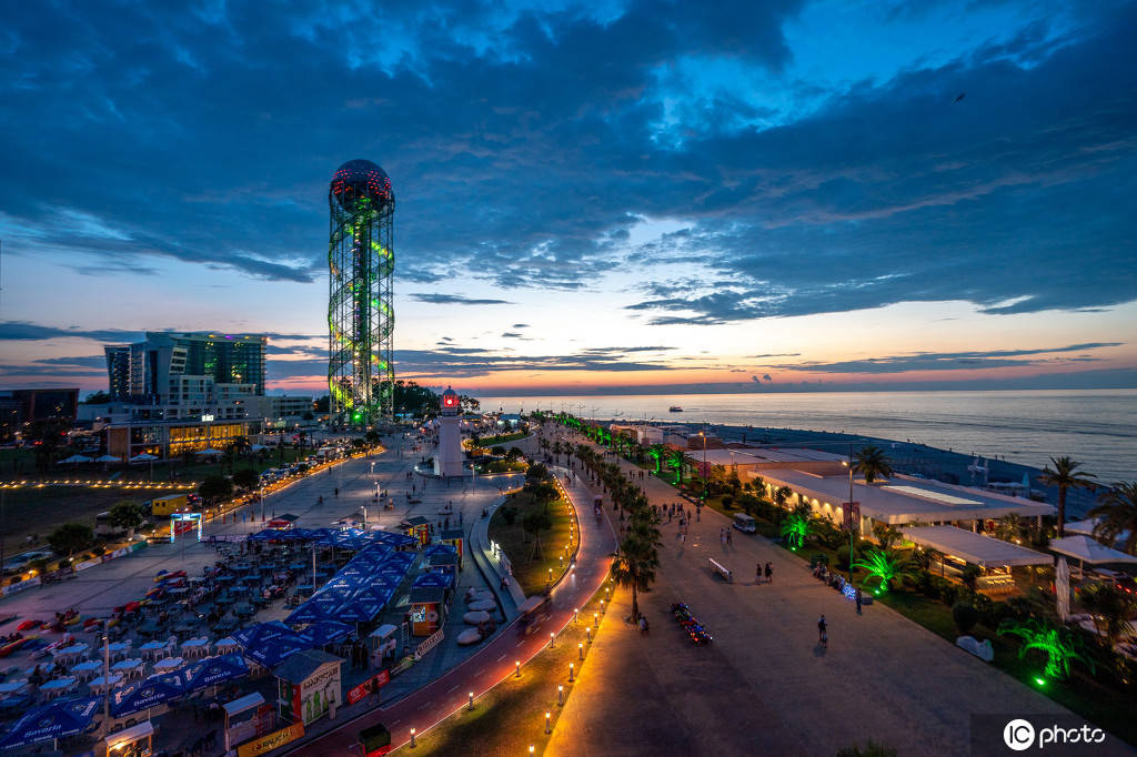 格鲁吉亚游记 “黑海明珠”巴统风光秀丽-搜狐大视野-搜狐新闻