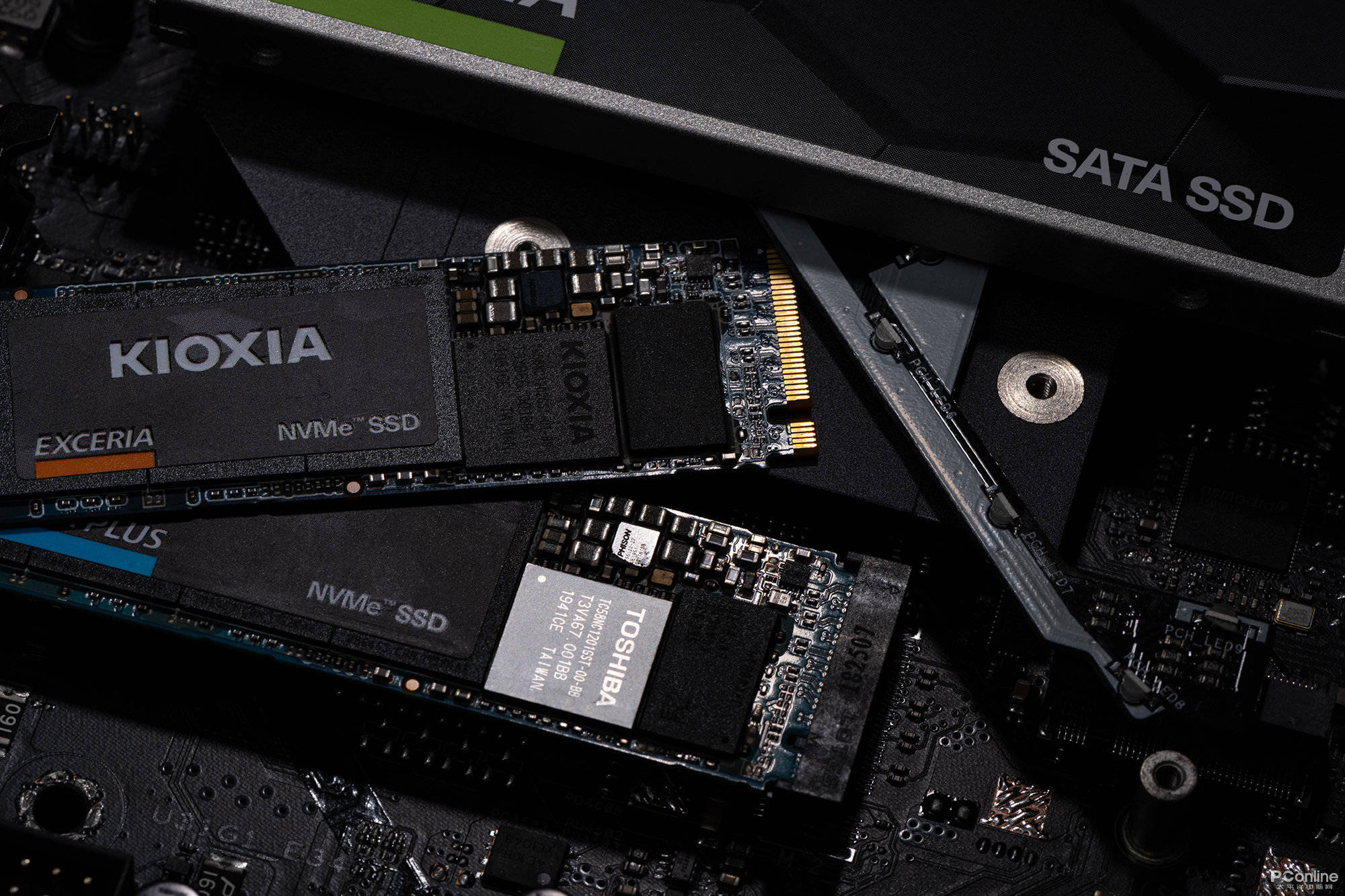 铠侠SSD家族图赏：众神归位，原汁东芝味-搜狐大视野-搜狐新闻