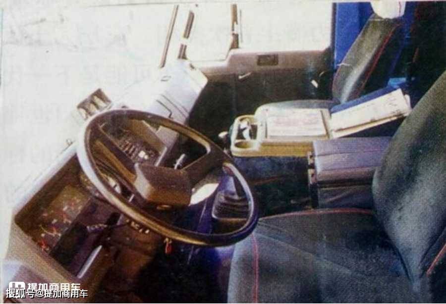 老一辈卡车人记忆中的经典，当年的东风EQ153，历史地位真高_搜狐汽车_搜狐网