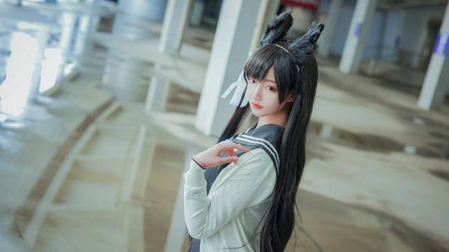舰娘爱宕犬Cosplay 爱宕黑丝JK本子