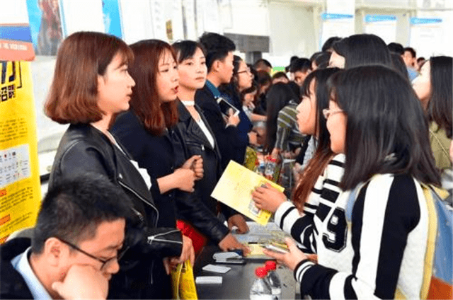 大学里这3个专业，毕业后高薪不愁工作，其中一个却说不出口就业