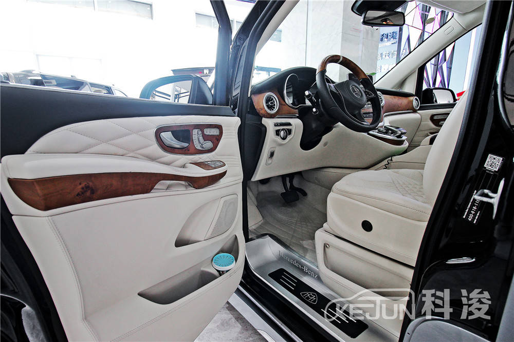 2020新款奔驰vs680L新上线，惊喜不会断-搜狐大视野-搜狐新闻