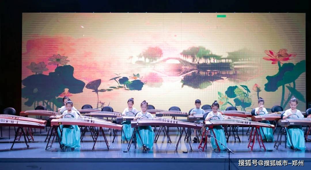 [稚荷筝声]2020莲谣少儿筝团实践音乐会在河南艺术中心小剧场成功举办_乐曲