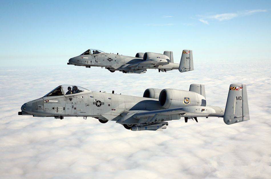 武器装备：A-10攻击机高清-搜狐大视野-搜狐新闻