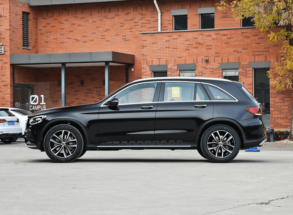 全新奔驰GLC为何载1.5T？2022轴距加长空间会更宽裕！_搜狐汽车_搜狐网