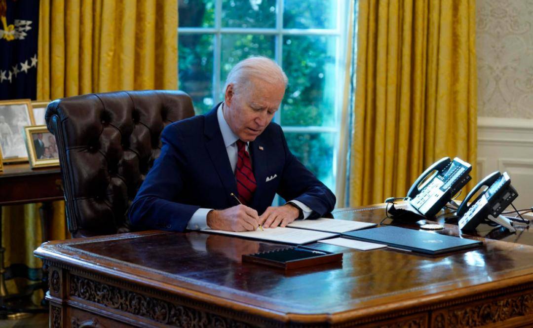 10043 号总统行政令究竟是啥？_签证