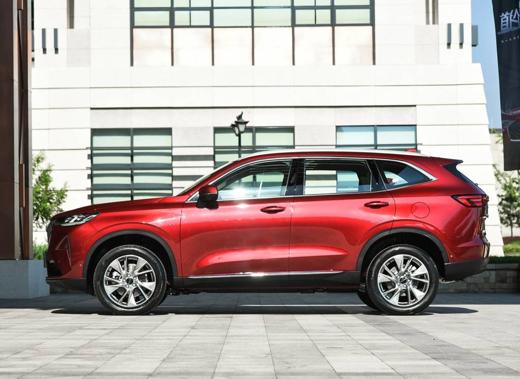 预算13万买SUV，哈弗H6和东风风神AX7，谁会是你的首选？_搜狐汽车_搜狐网