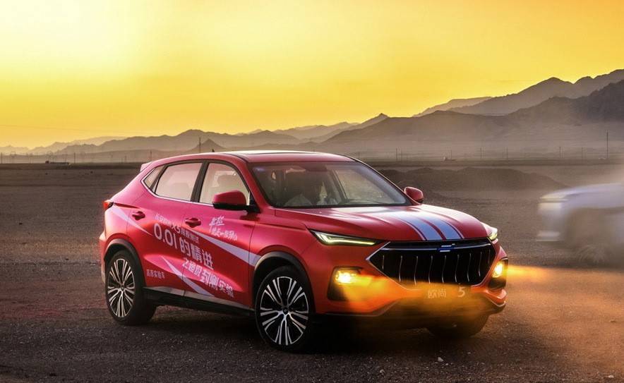 新宝骏RS-3对比欧尚X5，均配1.5T，变速器有差距，要你你选谁？_搜狐汽车_搜狐网