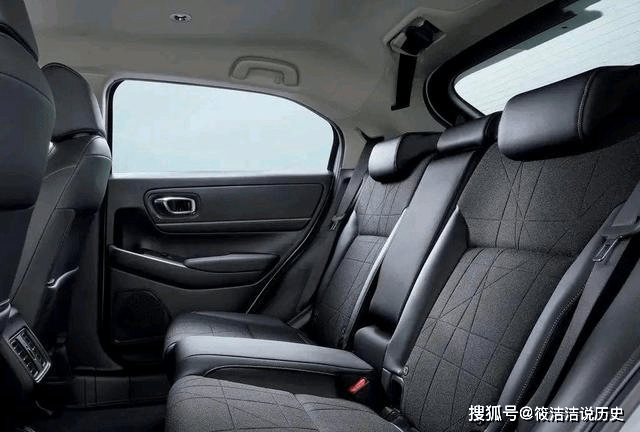 全新本田XRV到店实拍，和CRV一样优秀，配1.5T高功率引擎，仅15万_搜狐汽车_搜狐网