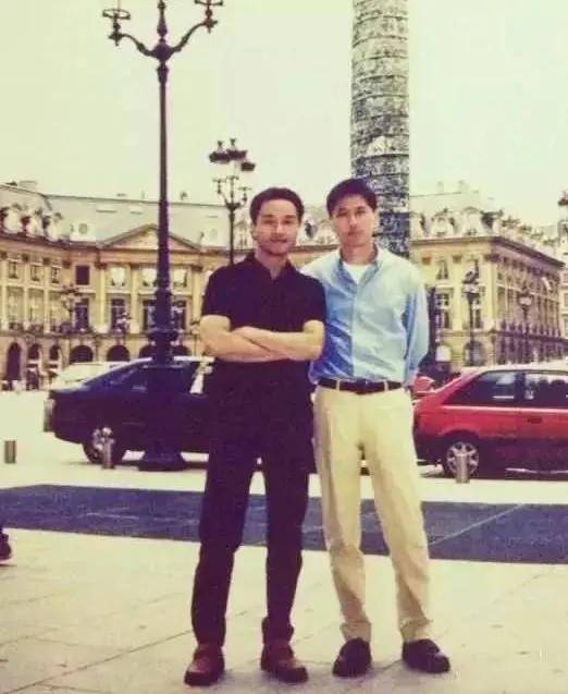 【纪念刊】33岁时去了加拿大，张国荣说“温哥华是天堂”！_生活