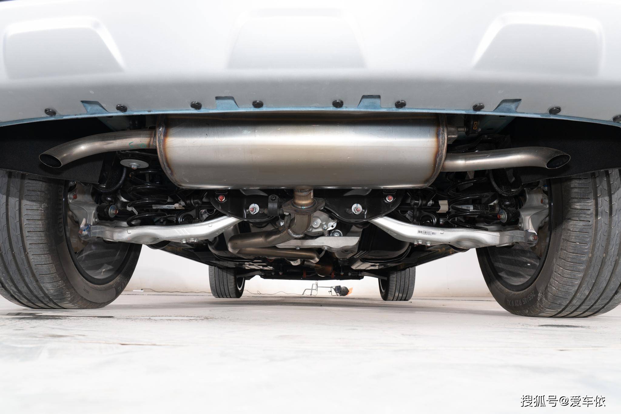 搭载2.0T+48V轻混动力，提供L3级自动驾驶，带你完美体验感WEY摩卡。_搜狐汽车_搜狐网