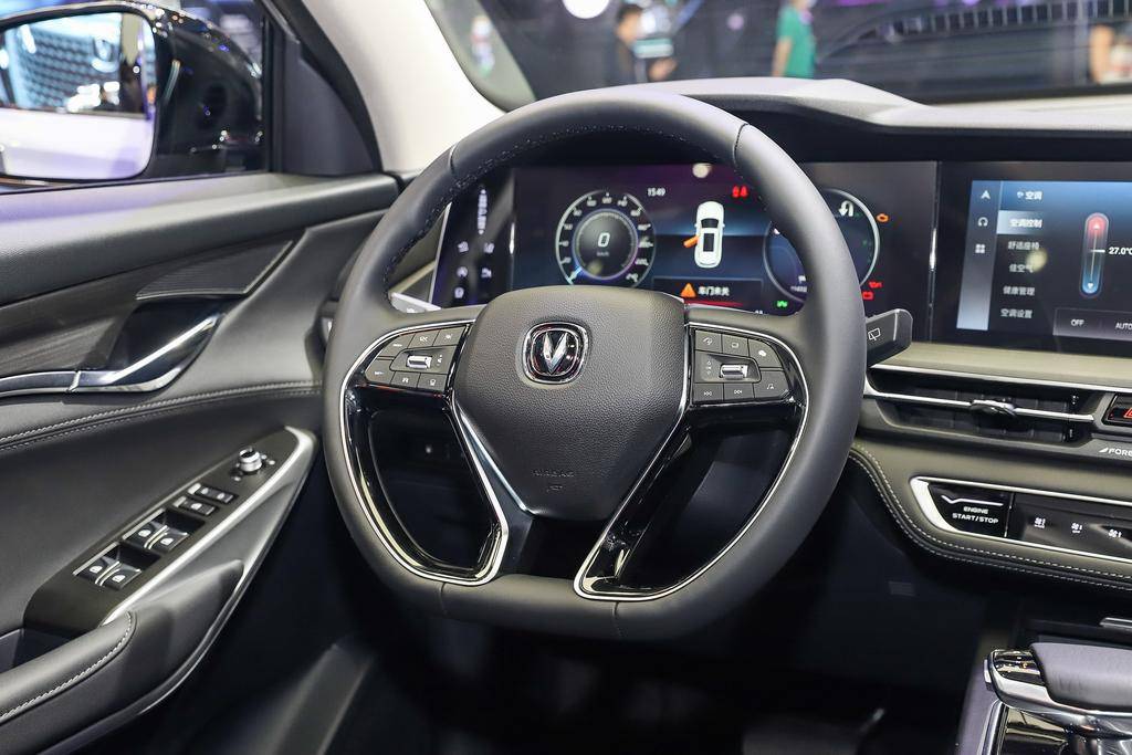 长安CS75 PLUS，高配233马力+国产SUV，销量也是实力！_搜狐汽车_搜狐网