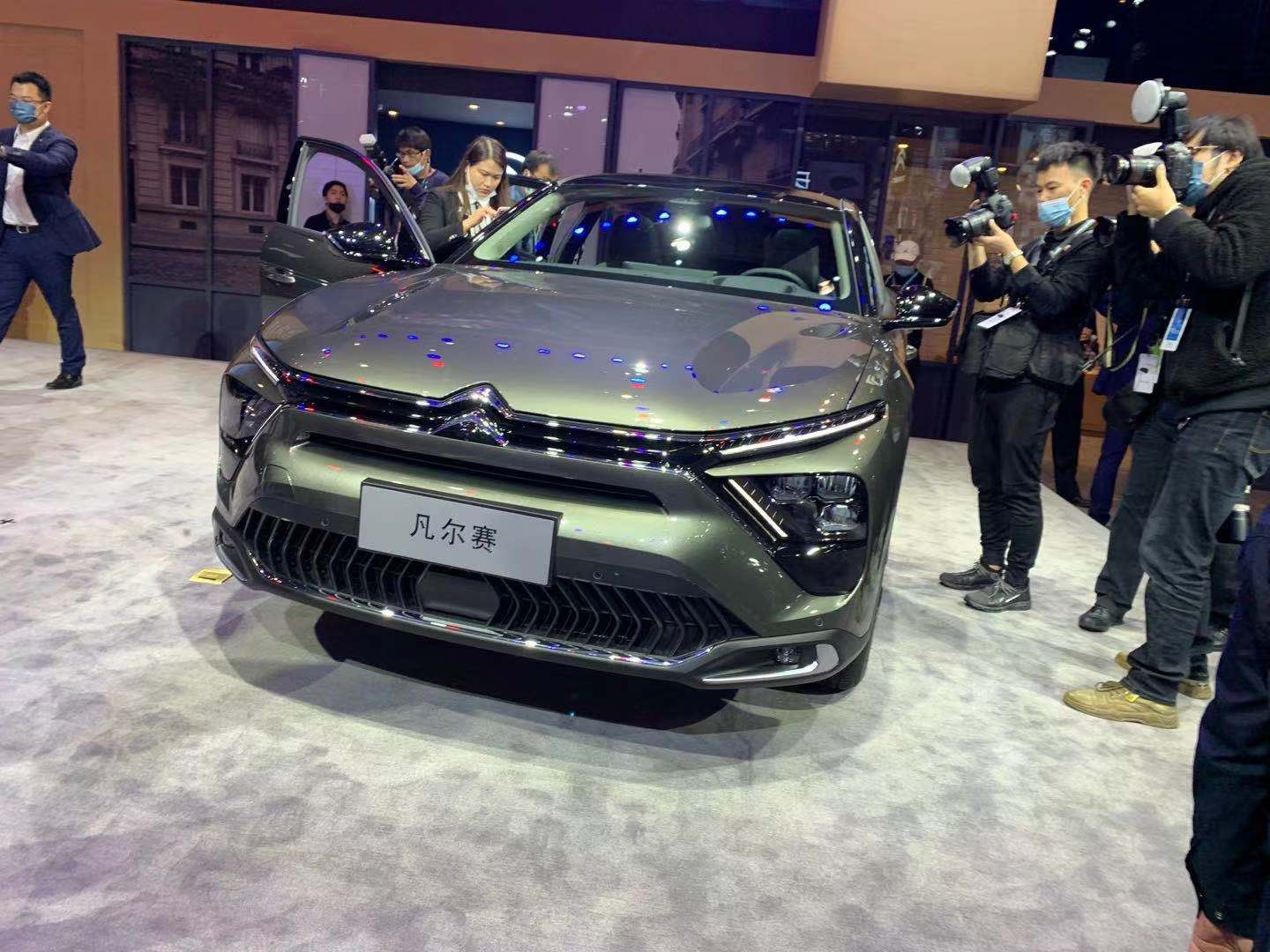 2021上海车展 | 搭载1.6T发动机 东风雪铁龙凡尔赛C5X正式亮相_搜狐汽车_搜狐网