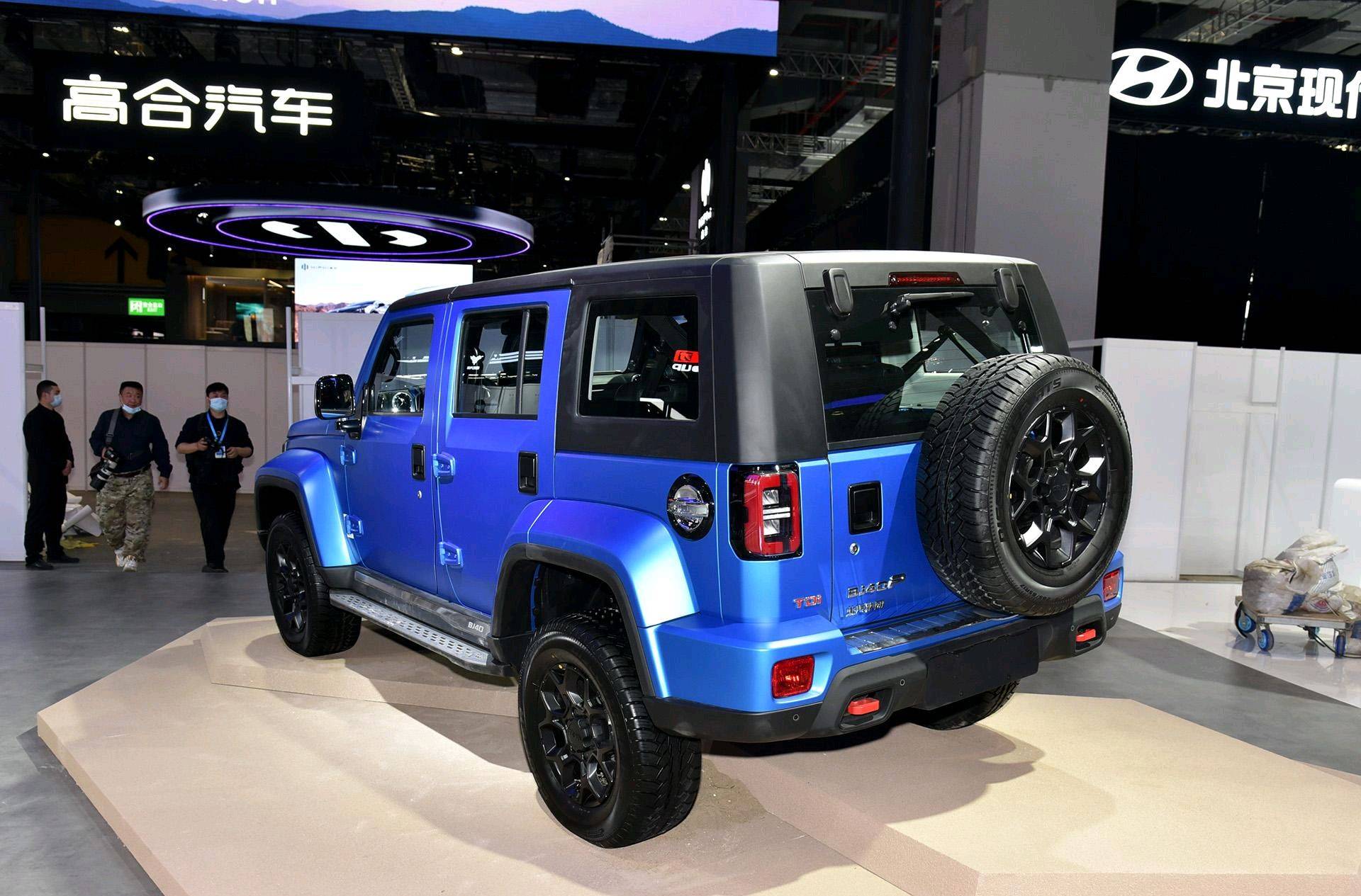 致敬北汽BJ212，个性版北汽BJ40来袭，2.0T+四驱，比吉姆尼帅气！_搜狐汽车_搜狐网