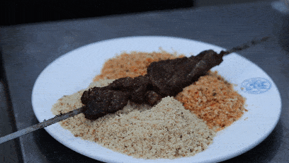 凭烧烤掀起全网热潮，终于找到了这个夏天最大的宝藏！_淄博