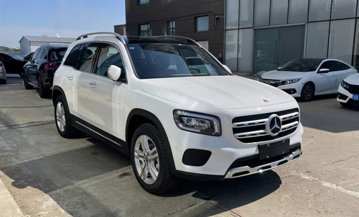 直降4.5万！5座豪华家用SUV，奔驰GLB尺寸比X1、Q3都大_搜狐汽车_搜狐网