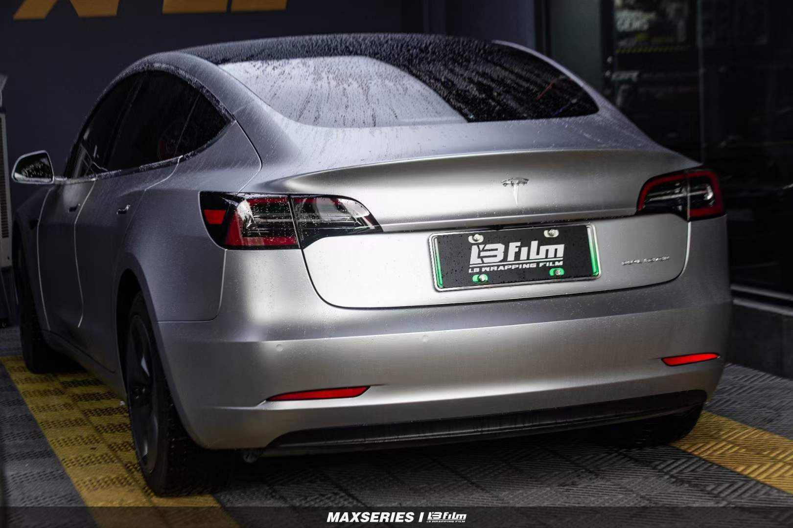 特斯拉-Model3汽车贴膜LBFILM改色膜超亚极光银_搜狐汽车_搜狐网