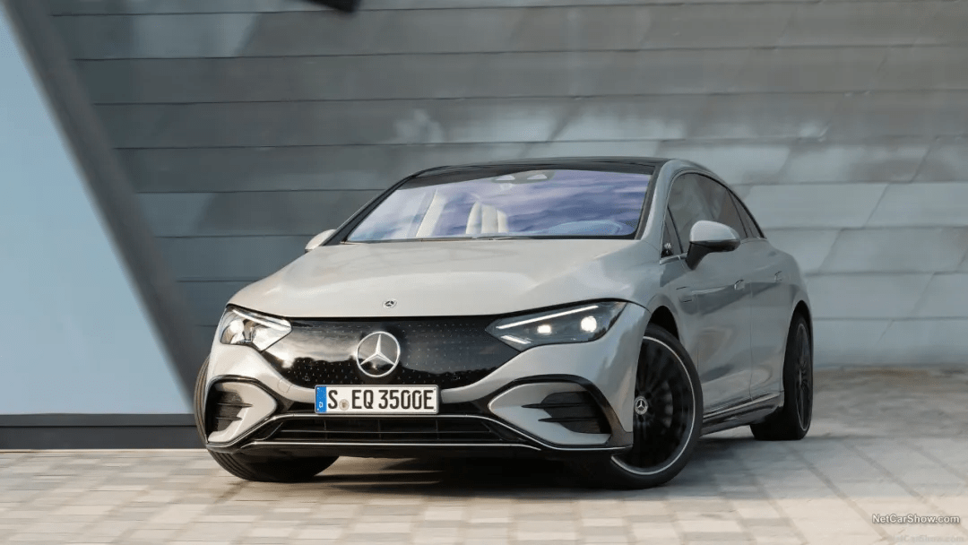 EQE内饰足以引领下一个时代，但豪华能否助奔驰击败特斯拉？_搜狐汽车_搜狐网