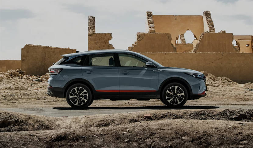 外形更加激进，1.5T发动机参数抢眼，风神AX7马赫版哪款值得买？_搜狐汽车_搜狐网