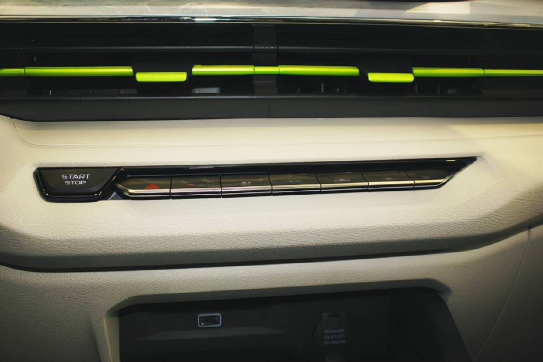 预售5.97万元 续航322km 几何EX3 功夫牛是否具有爆款要素？_搜狐汽车_搜狐网