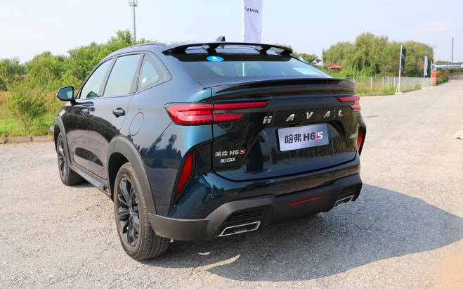 实拍哈弗H6S，预售13.89万起，柠檬平台+咖啡智能，本月30日上市_搜狐汽车_搜狐网