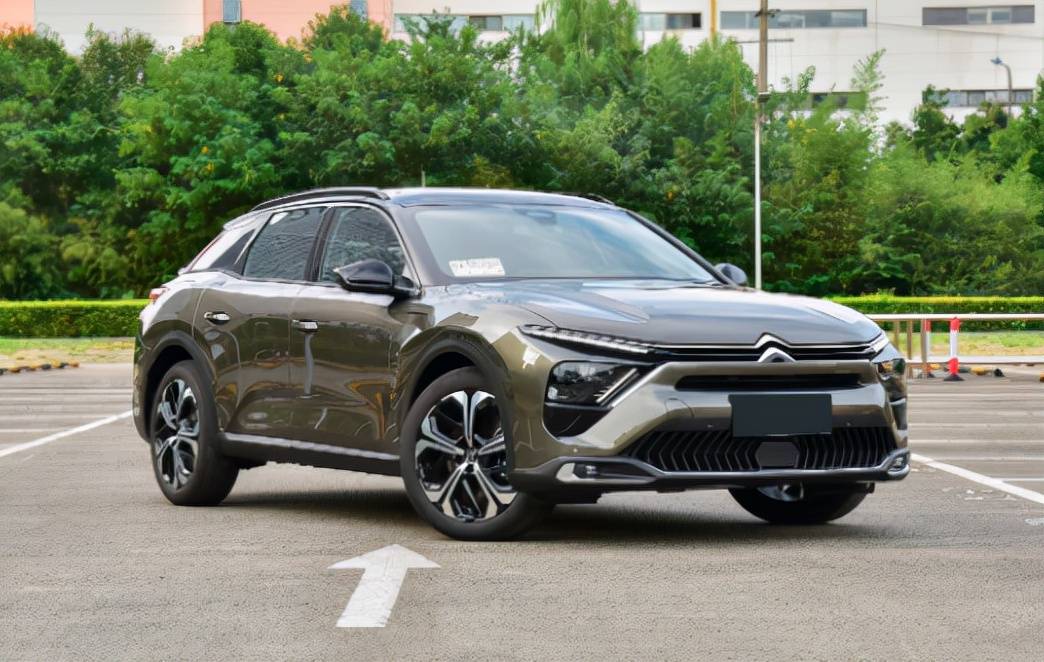 下了血本的凡尔赛C5X，一己之力让法系车重获希望_搜狐汽车_搜狐网