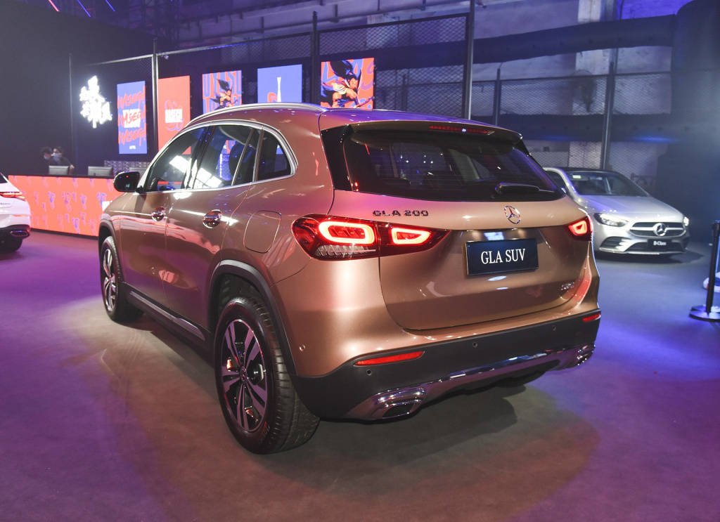 25万开回家的BBA？奥迪Q2L？宝马X1？奔驰GLA？_搜狐汽车_搜狐网