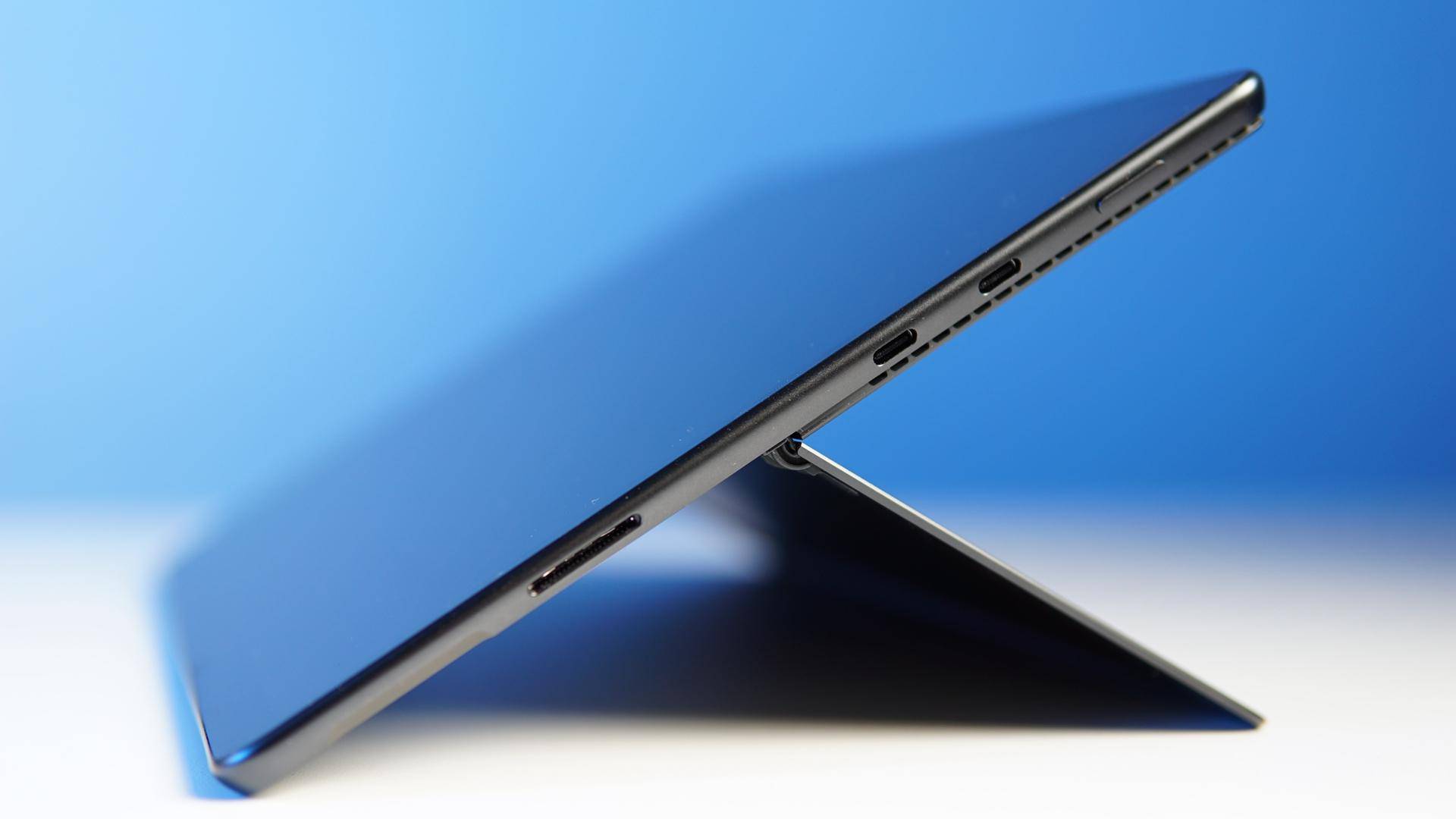 Surface Pro 8 评测：一手娱乐，一手工作，真生产力？_键盘