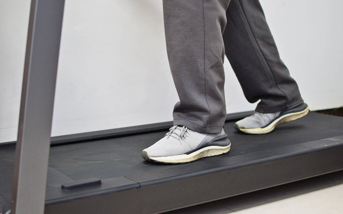 【环游中国】小米首款跑步机：智能易用，你的跑步私教该下课了_米家_运动_设计的